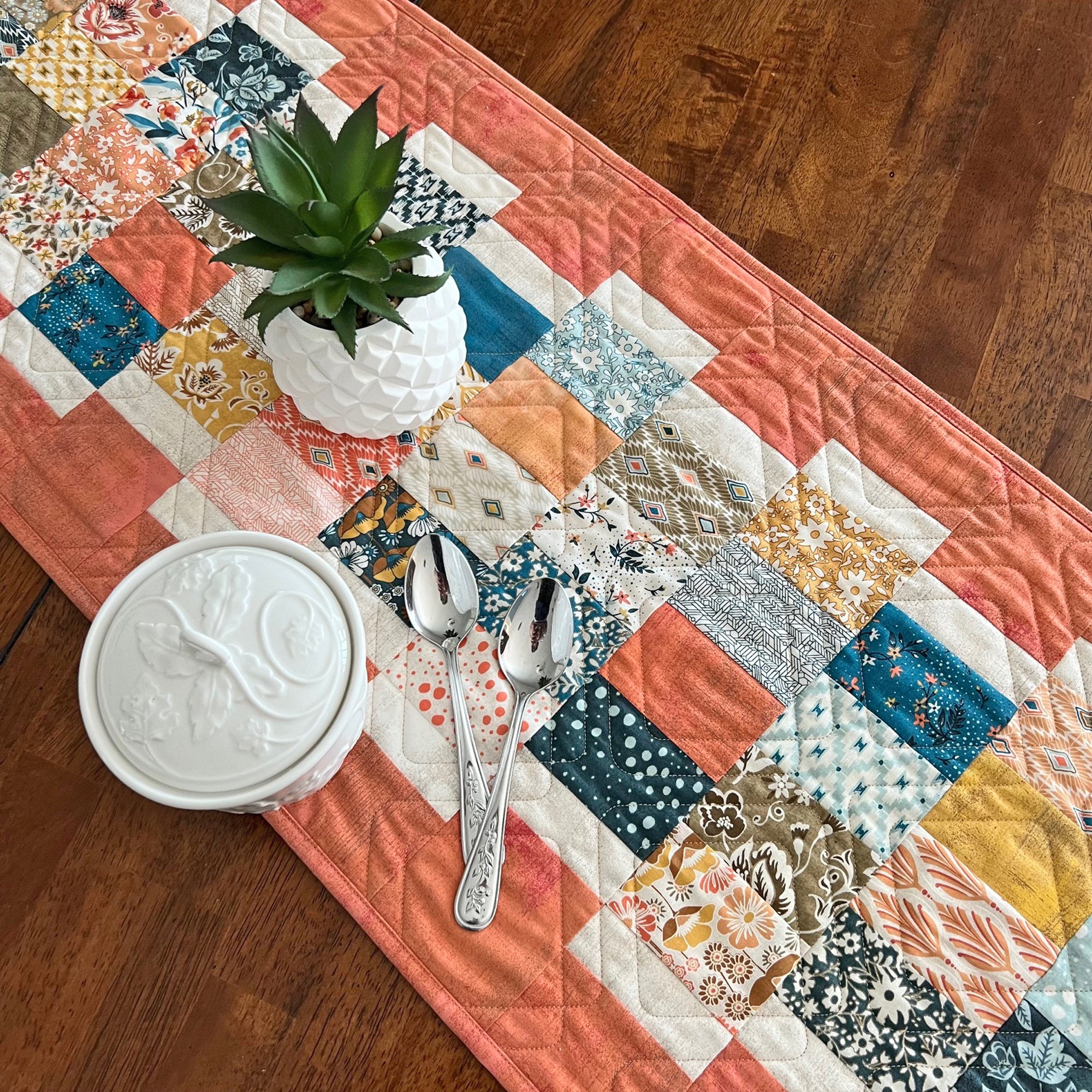 All Handmade Table Quilts – Jambearies Quilt Co